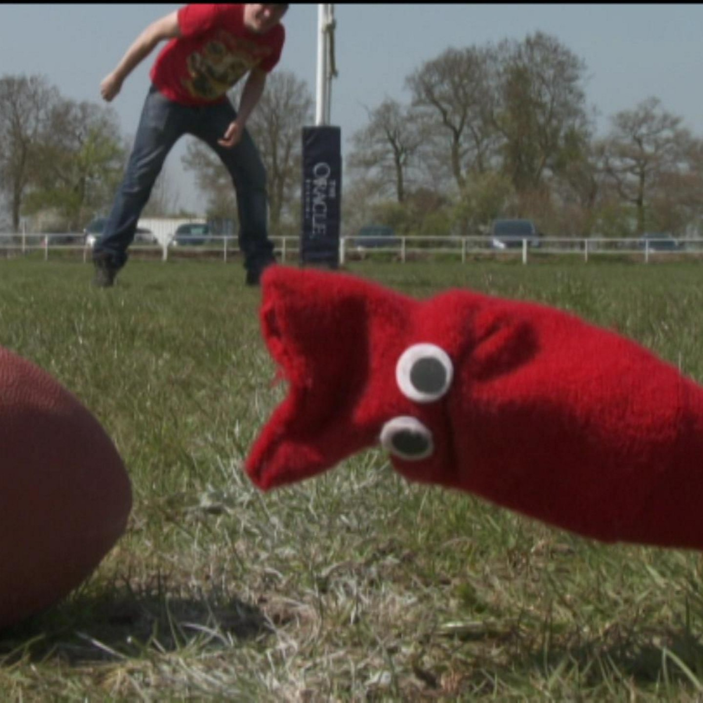 Englisch Grundschule und Anfänger | Run, Red, run! | Film - planet schule